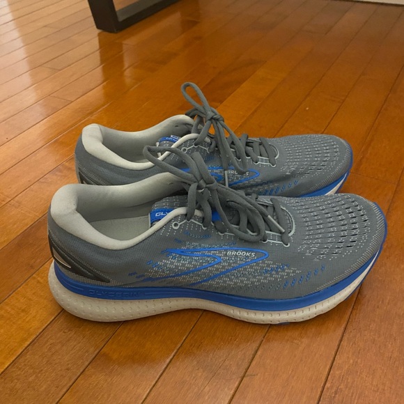 Brooks | Shoes | Brooks Grey Shoes | Poshmark
